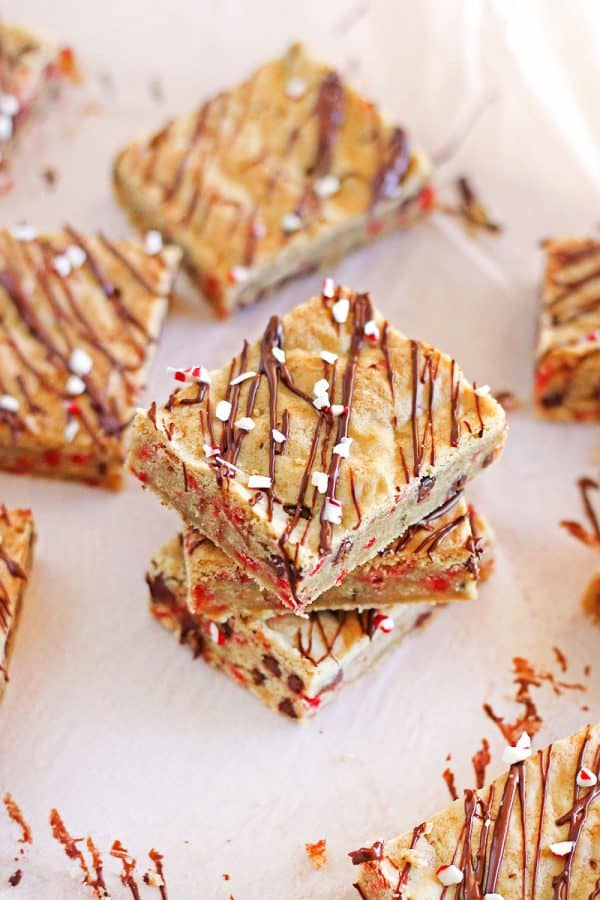 Peppermint Chocolate Chip Cookie Bars Recipe - Something Swanky
