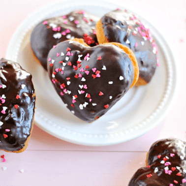 Bisquick Donuts Recipe - Something Swanky