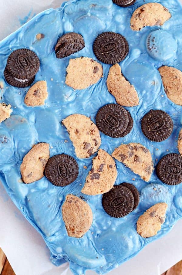 Cookie Monster Fudge Recipe - Something Swanky