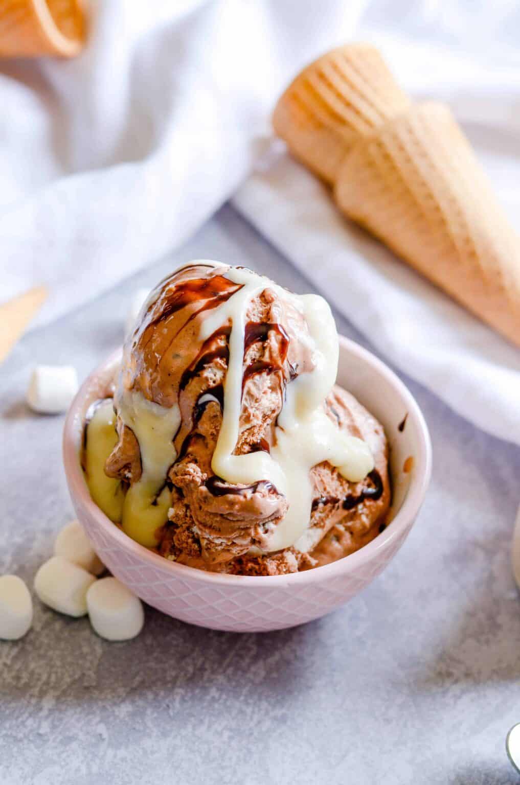 Homemade Marshmallow Sundae Sauce Recipe - Something Swanky
